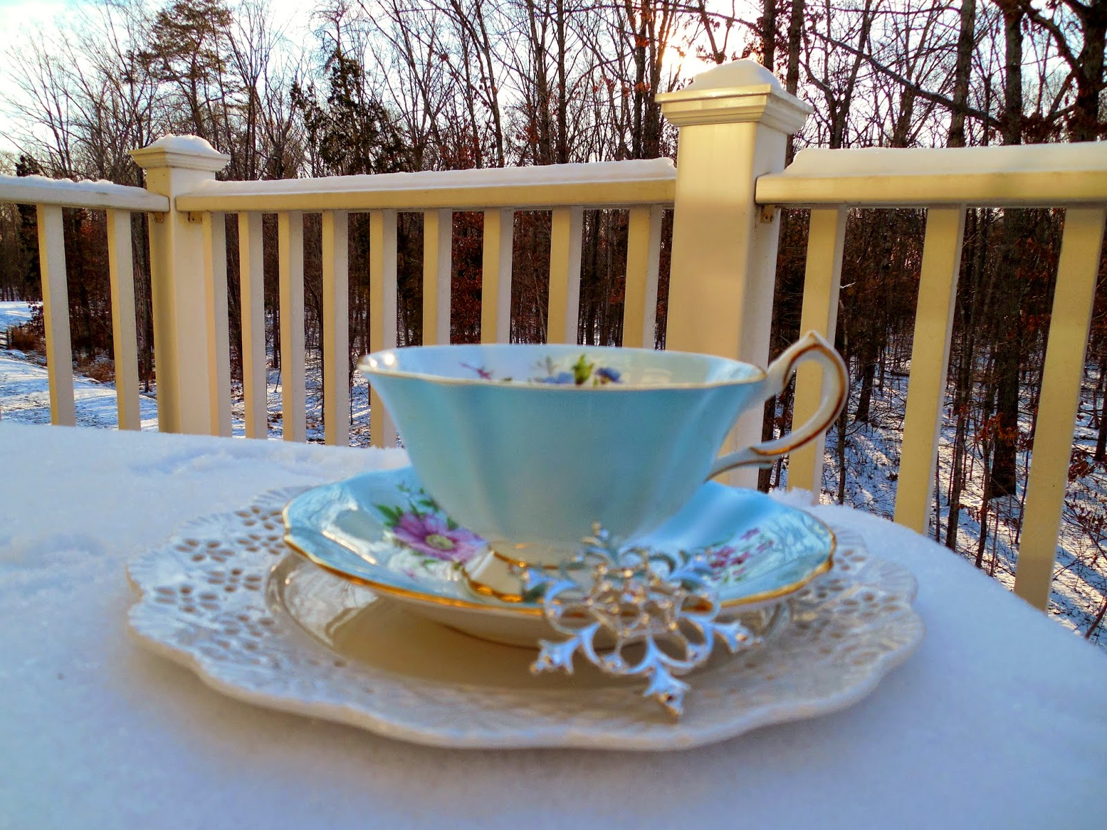 Teatime Journeys: First snow