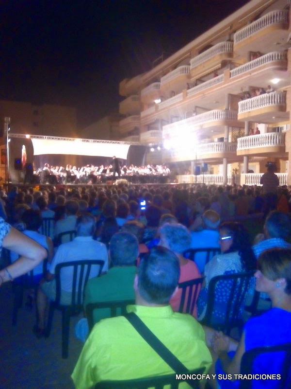 MONCOFA Y SUS TRADICIONES: Entretenido Festival de Bandes en la Playa ...