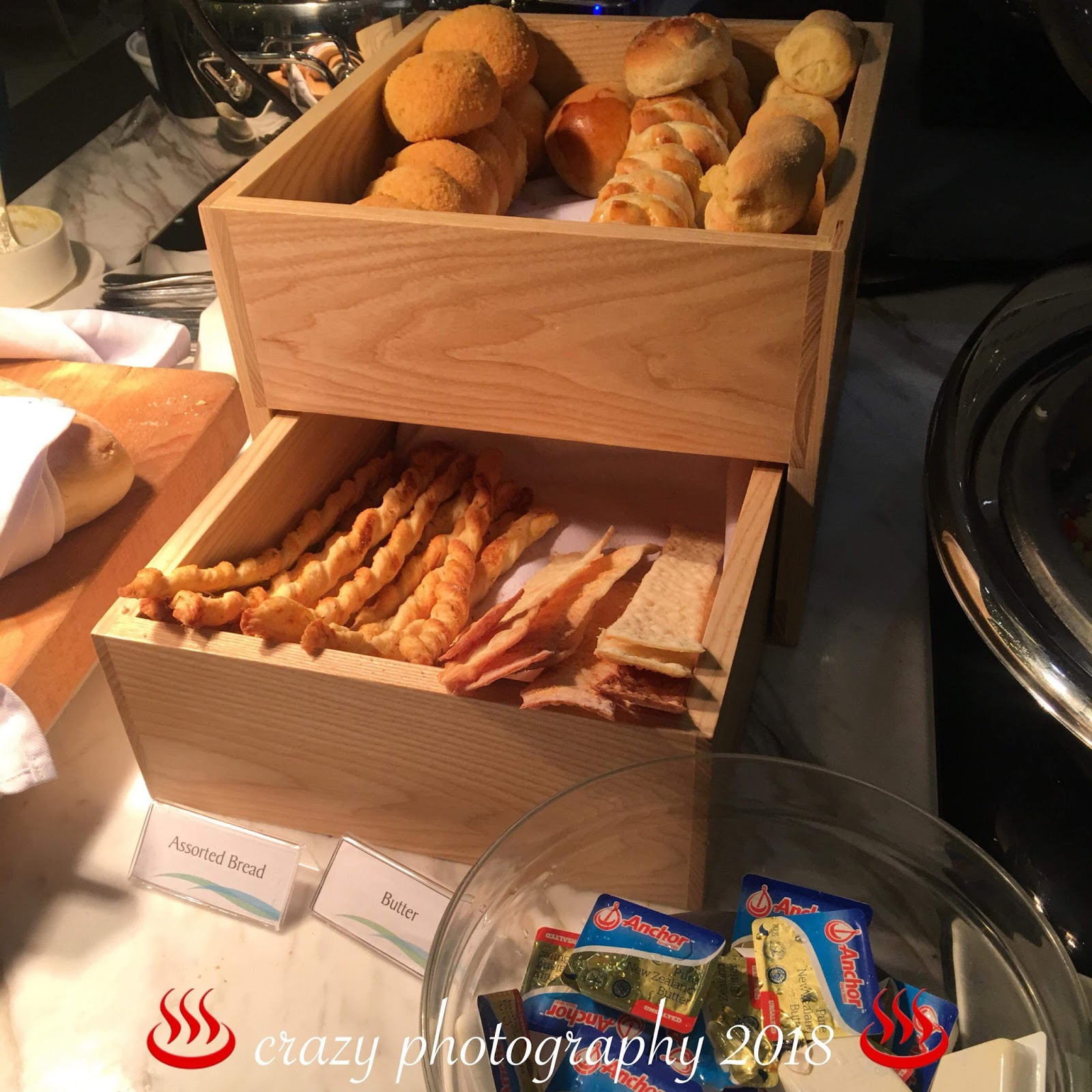 Hit the Road - The Lakwatsero Chronicles: Sea Breeze Cafe, Bohol's ...