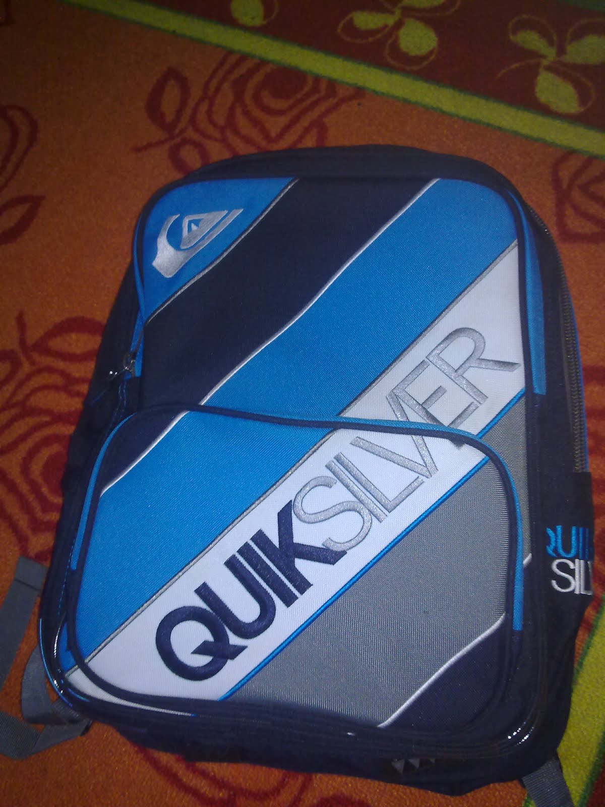 JUAL TIKET KERETA API - JUAL DISTRO > JUAL: Jual : Tas Quiksilver ORI