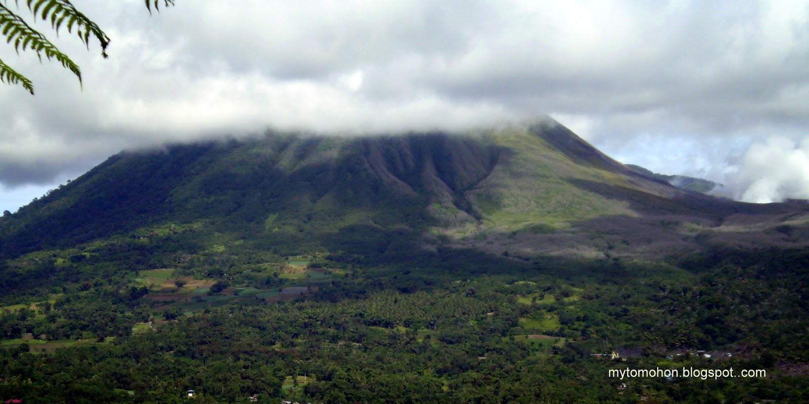 Kisah gunung Lokon dan gunung Klabat