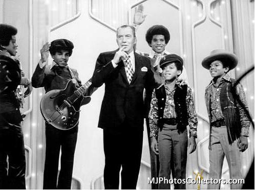 [FOTOS] Michael Jackson e o Jackson 5 no The Ed Sullivan - 14 de ...