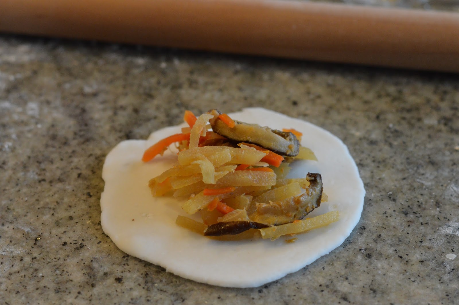 DimSumptuous: Teochew Chai Kueh / Steamed Vegetable Dumpling 菜粿