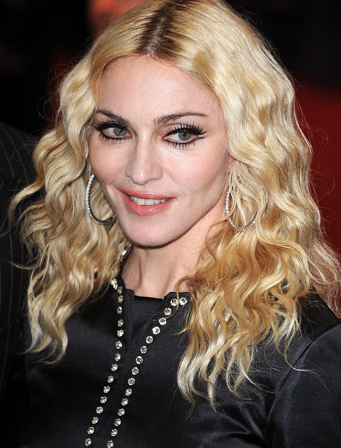 Interessante Imagens - Porque uma Imagem, Fala Por Mil Palavras: Madonna