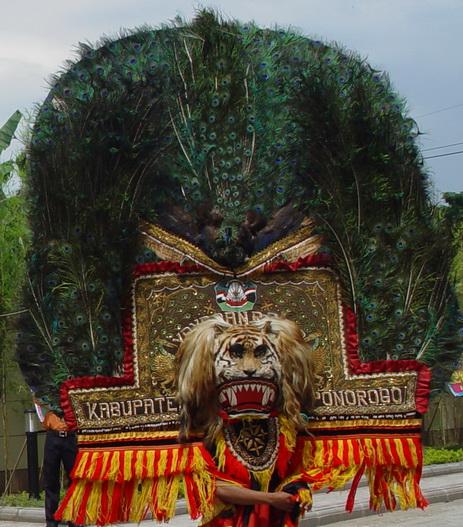 Asal Usul Reog Ponorogo :: Telur Ceplook