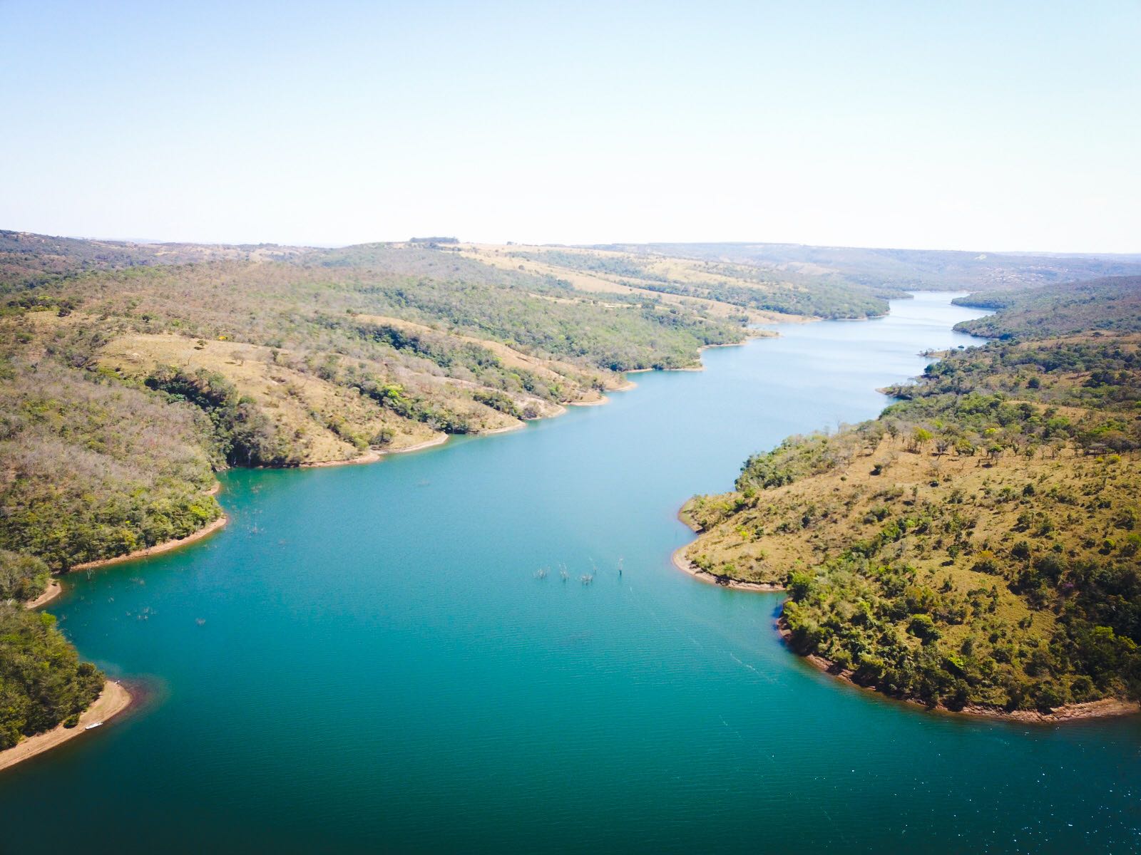 lotes na beira do lago Corumbá 4 - CORUMBÁ IV