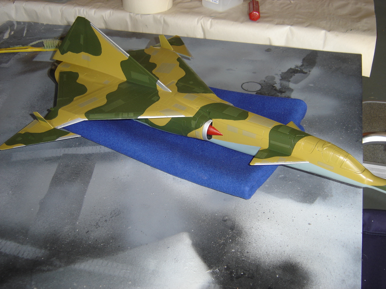 Greg Martin - TXR-2 Interceptor [More in Comments] : r/Kitbash