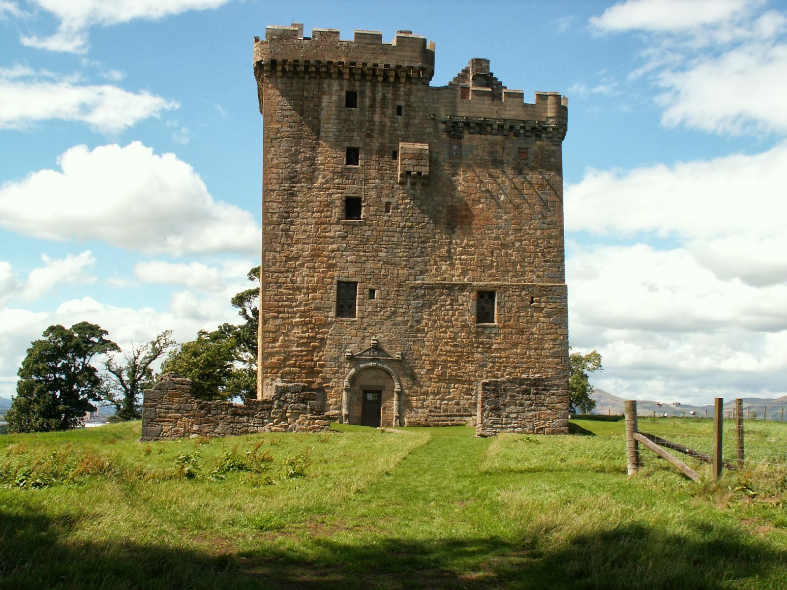 CUBO ET EXCUBO: Clackmannan Tower