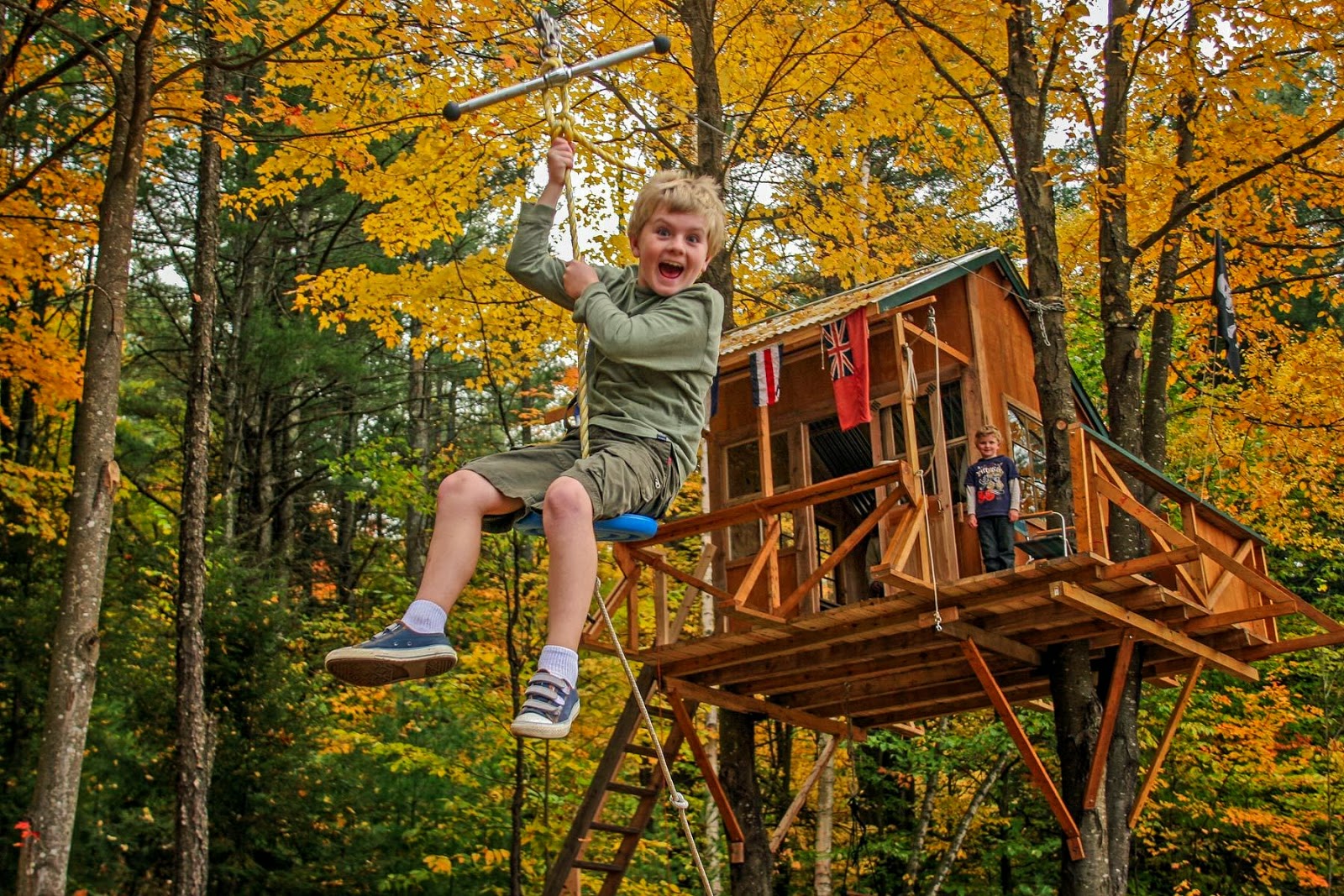 Sleeping InTrees: Sleep FREE in a TREE