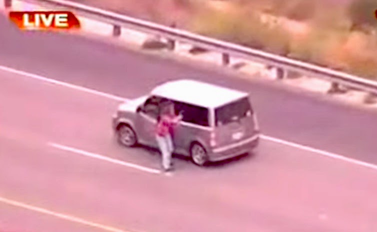 Crazy Woman Car Chase - Art'einsky