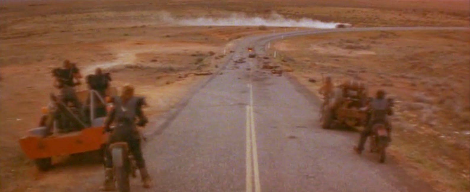 Futuro Finale 2088AD: Mad Max 2 Mack crash