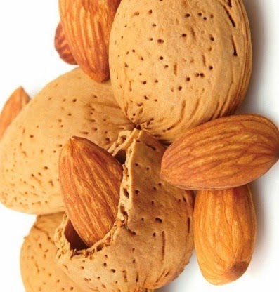 Sretni Recepti: Bademi i bademovo mlijeko