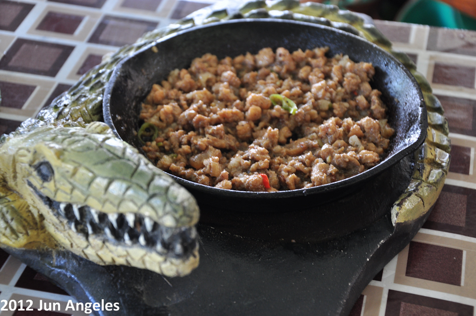 one day at a time: Yummy Crocodile Sisig