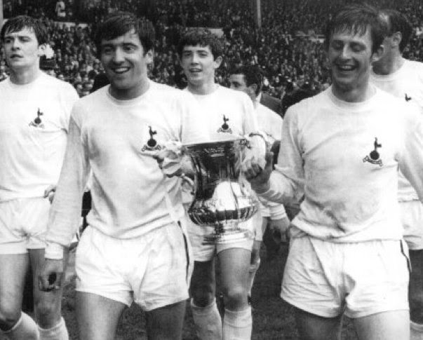 ANOTANDO FÚTBOL *: TOTTENHAM HOTSPUR * PARTE 3