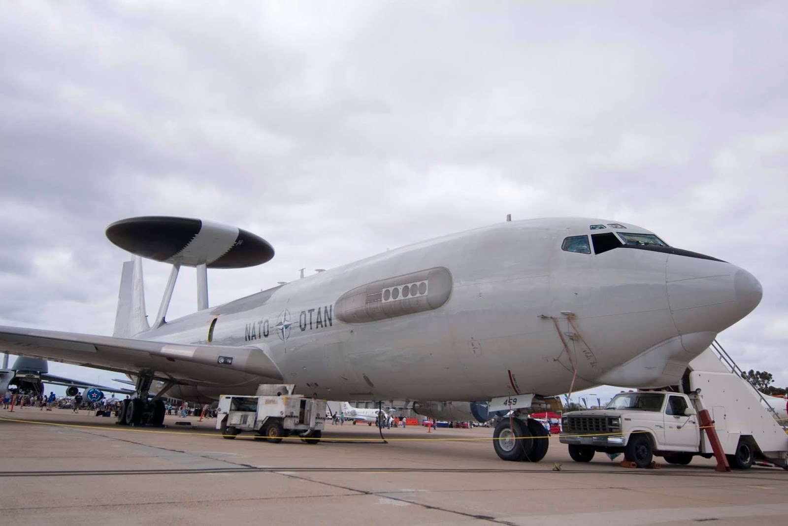Boeing E-3 Sentry | İstenci