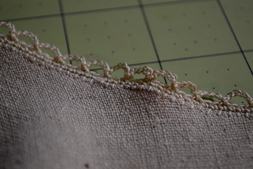 Art Threads: Bread Cloth Part II - Crocheted Edging