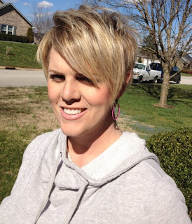 The Heroines of My Life: Interview with Carla Lewis