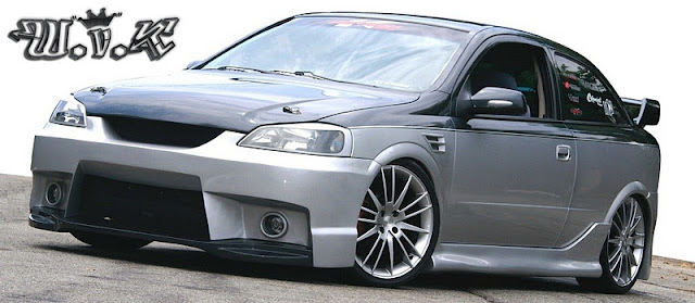 World Version Custom: Astra Tuning Rebaixado + Rodas aro 18"