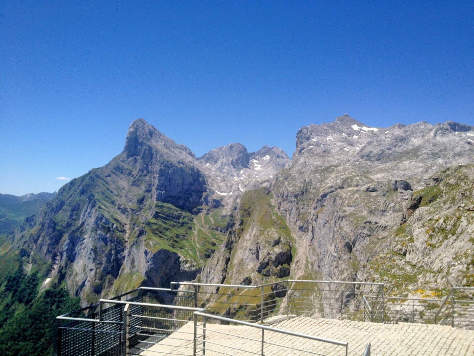 U M 2012 Spain Geology Field Trip Glacial Landforms u-m-2012-spain-geology-field-trip-glacial-landforms
