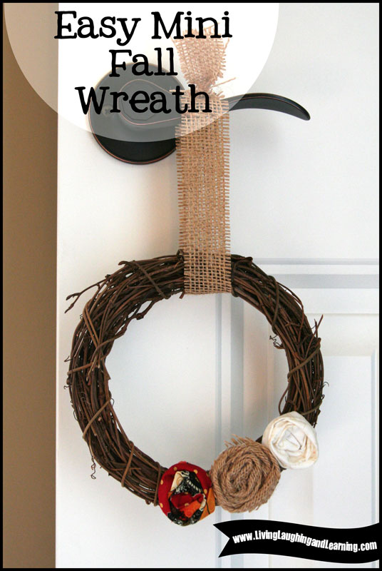 Living, Laughing, and Learning: Easy Mini Fall Wreath