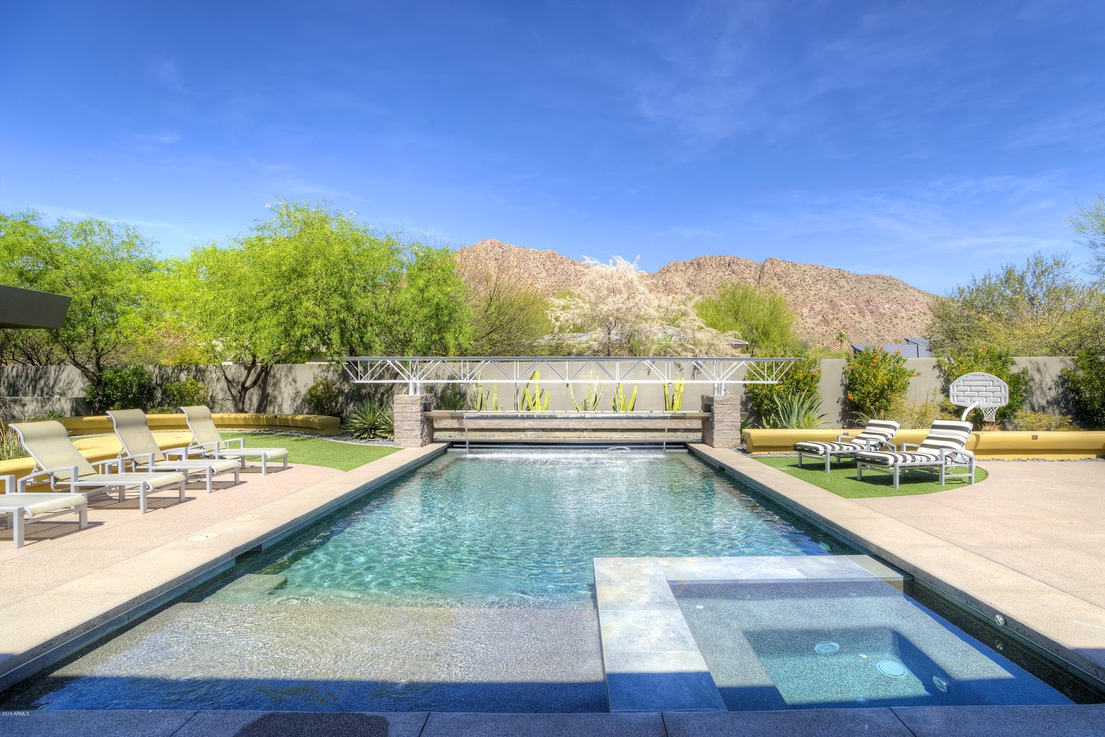 Angela Sells Arizona