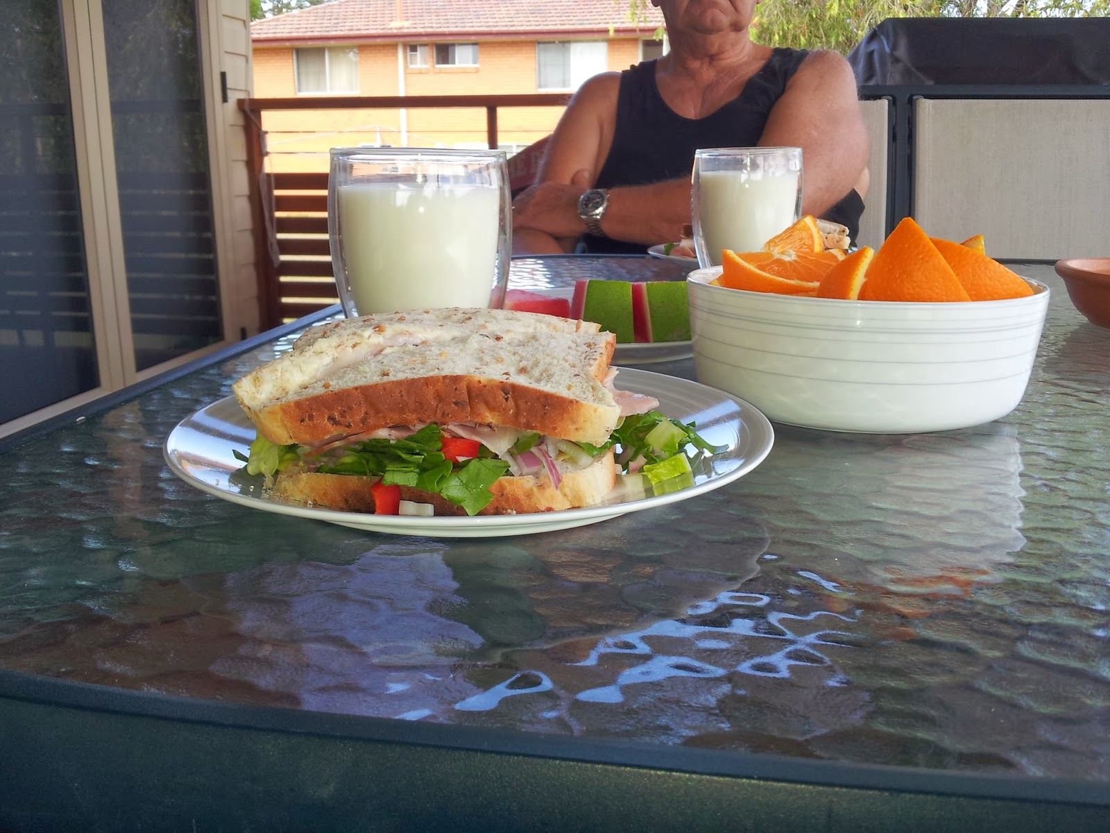 House Sitting Tails Etcetera: The average easy aussie lunch.