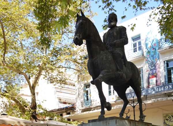 ROUMELH.blogspot.com: Νότα Κυμοθόη "Η εθνική αντίσταση του 1940-1945 ...