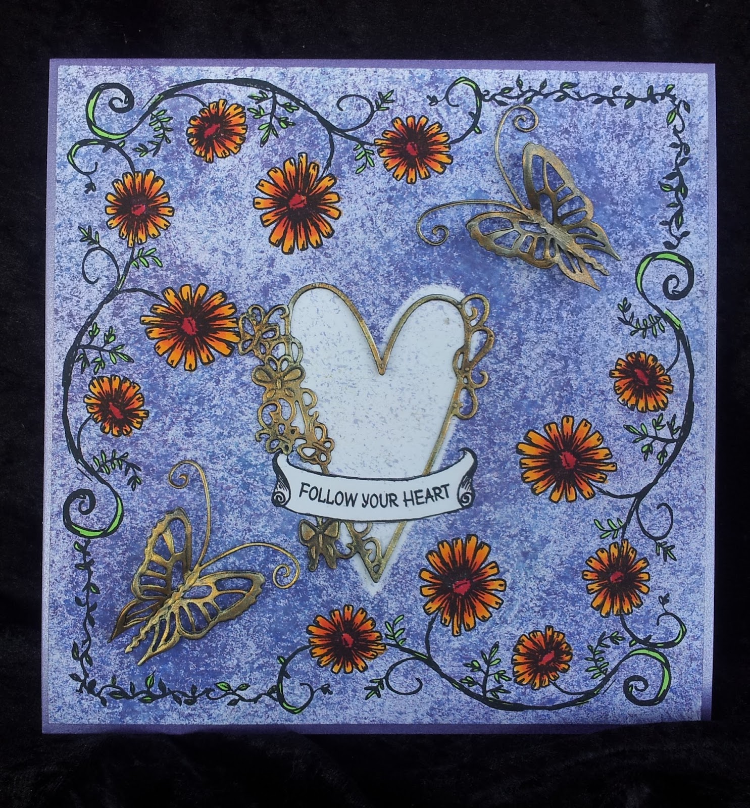 Barnsley Crafter: Flowery Heart Shield