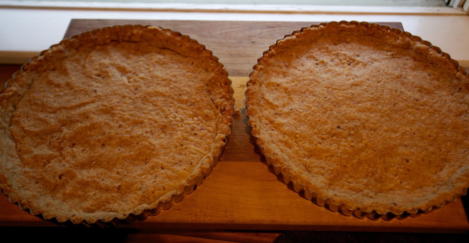 Caramel and Chocolate Turtle Tart