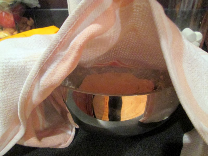 smilingrid: Batman bread? (A.K.A easy peasy gotham-protecting Naan!)