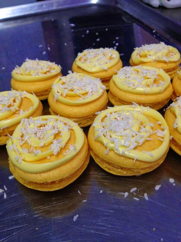Armelle's Kitchen - Your Source of Homemade Cakes: French Macarons
