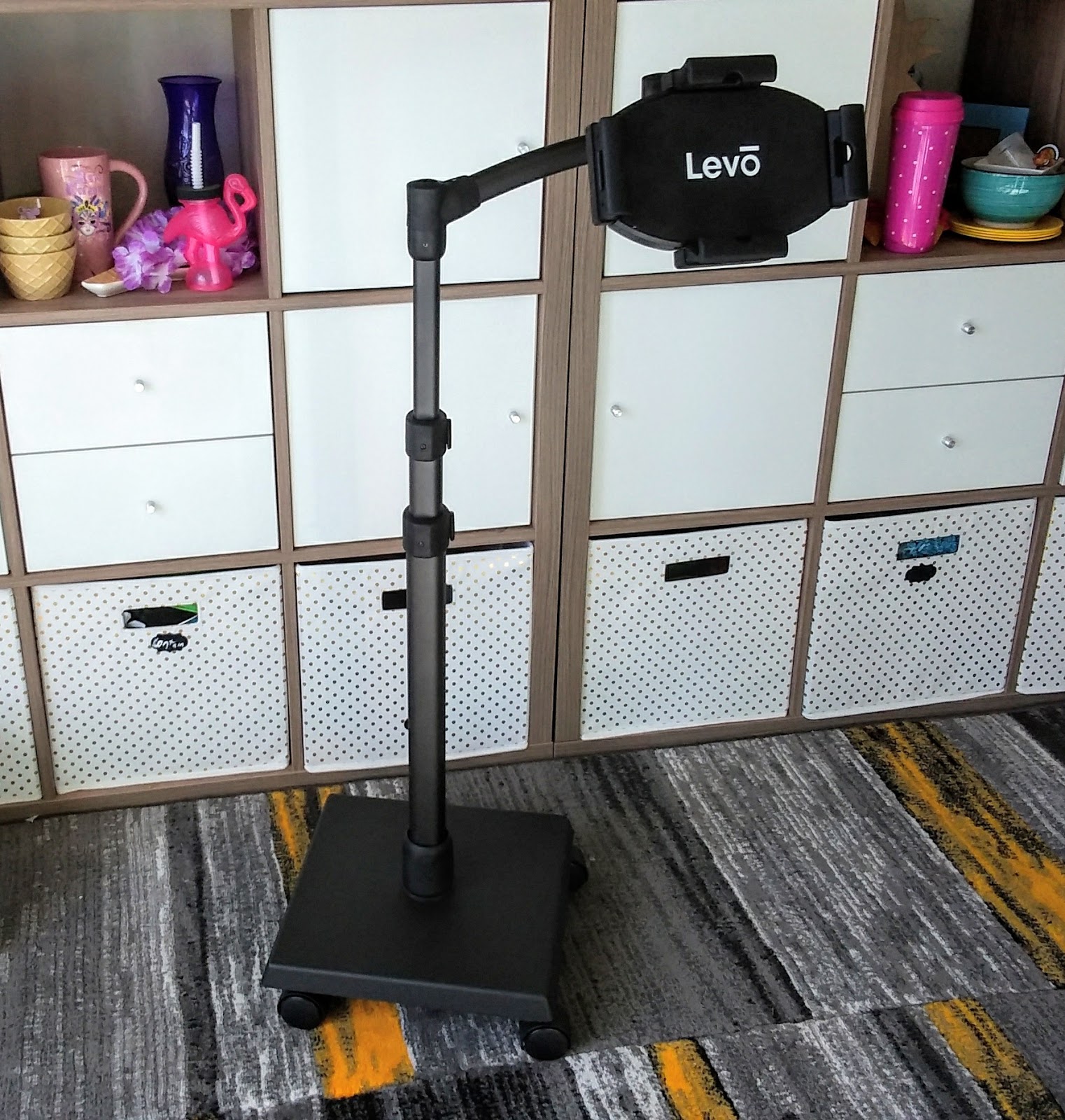 LEVO G2 Tablet Floor Stand features: