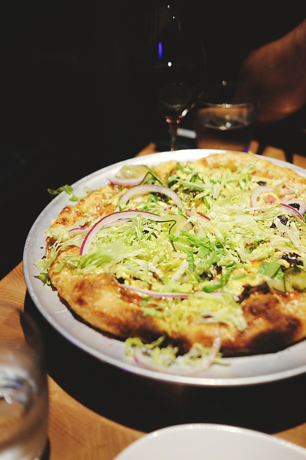 Blue Label Pizza: we don't stay for desserts, because the pizzas robbed ...