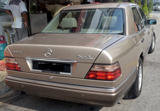 Mybenz Pictures: W124 - E220 Original 1995 Masterpiece for Sale