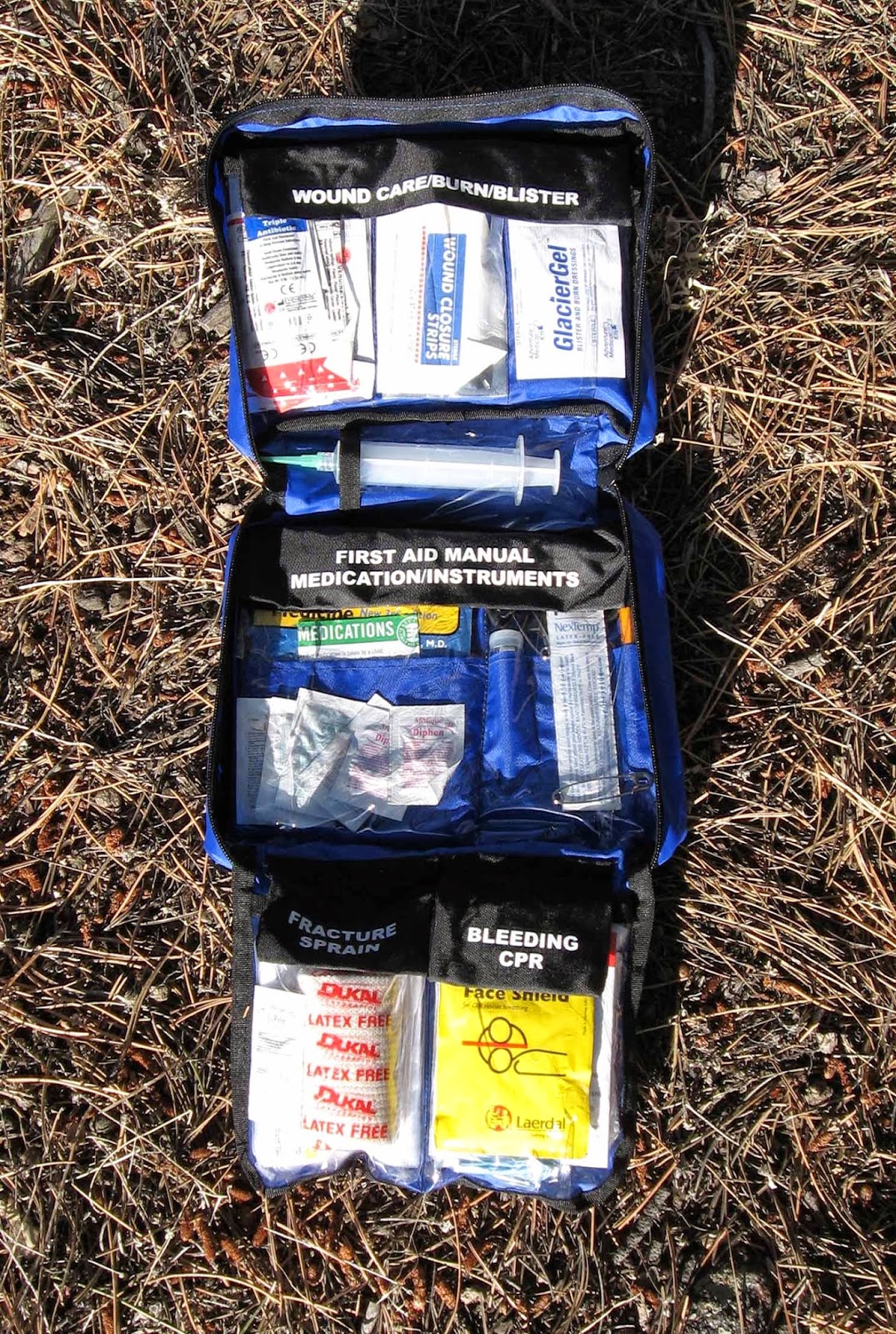 Rocky Mountain Bushcraft: Gear Review: Adventure Medical Kits ...