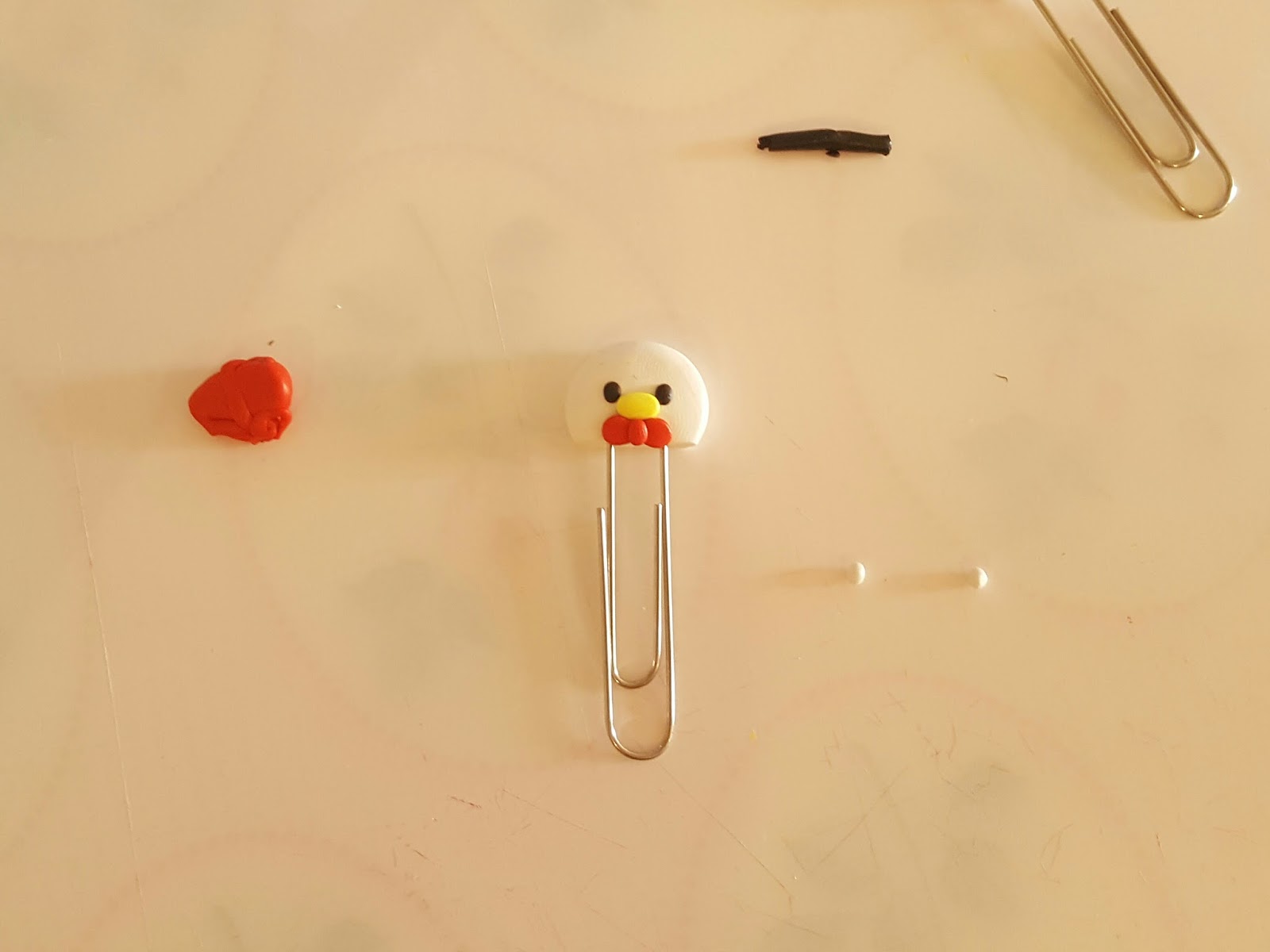 Dodo Charms: Donald duck paper clip charm with polymer clay