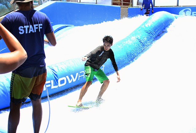 Williams Travel and Tourism : Flowboarding at Flow House Manila