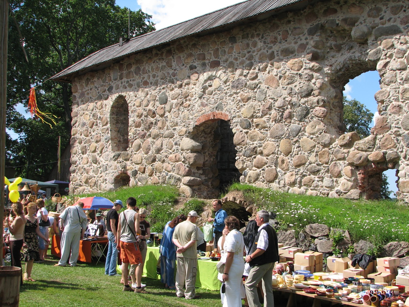 Limbažu muzejs: Limbažu viduslaiku pilsdrupas un skatu tornis