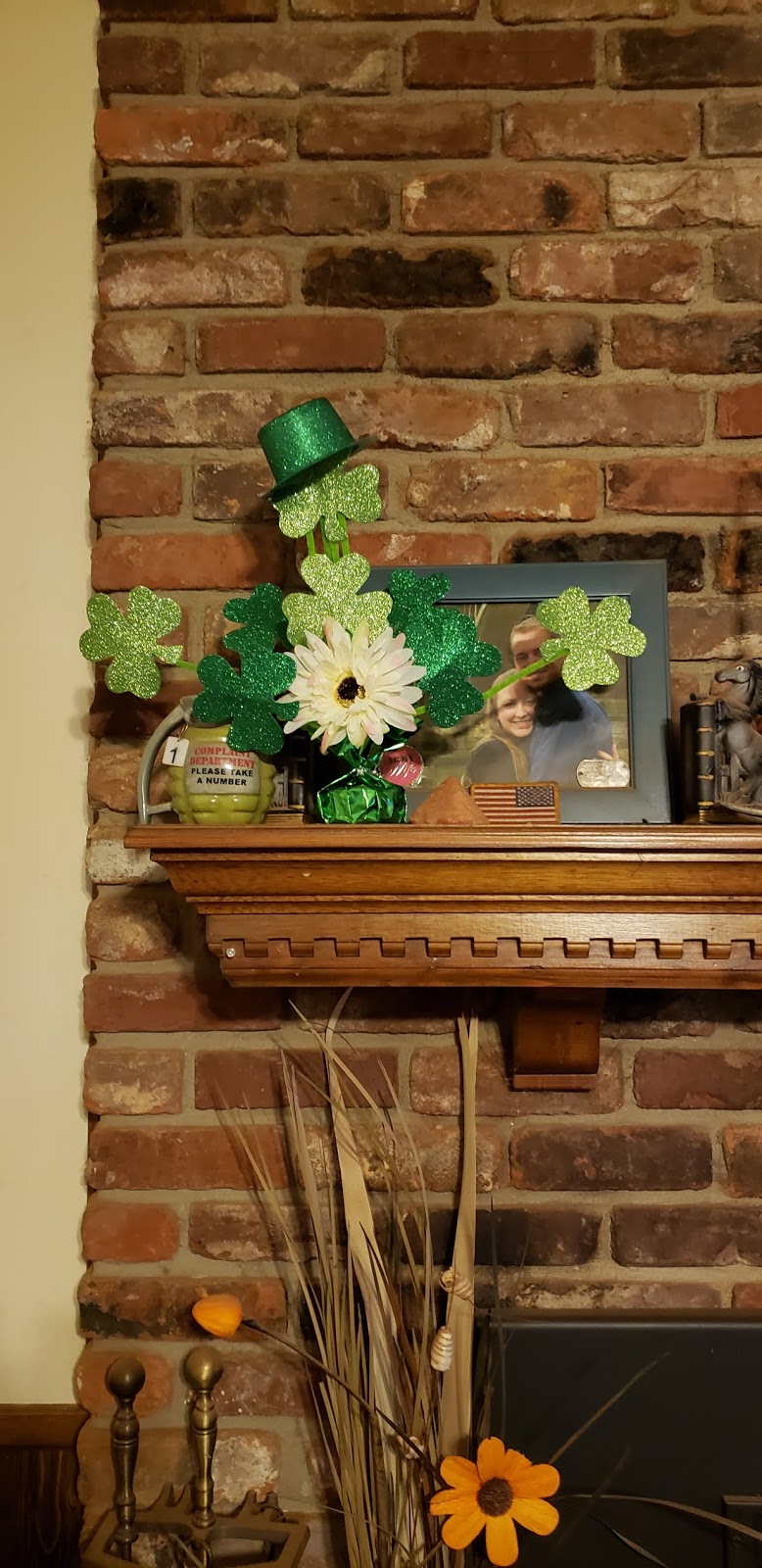 Crafting Household 6: St. Patrick's Day Wreath: Dollar Tree Craft