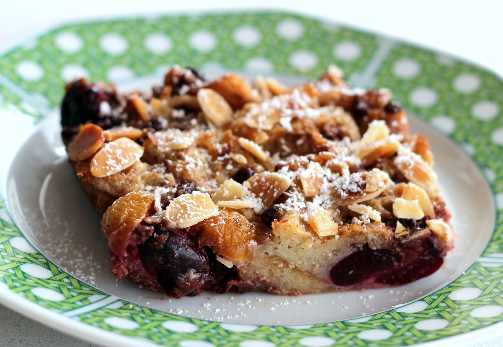 Lexi's Kitchen: CHOCOLATE, CHERRY AND ALMOND BREAD PUDDING