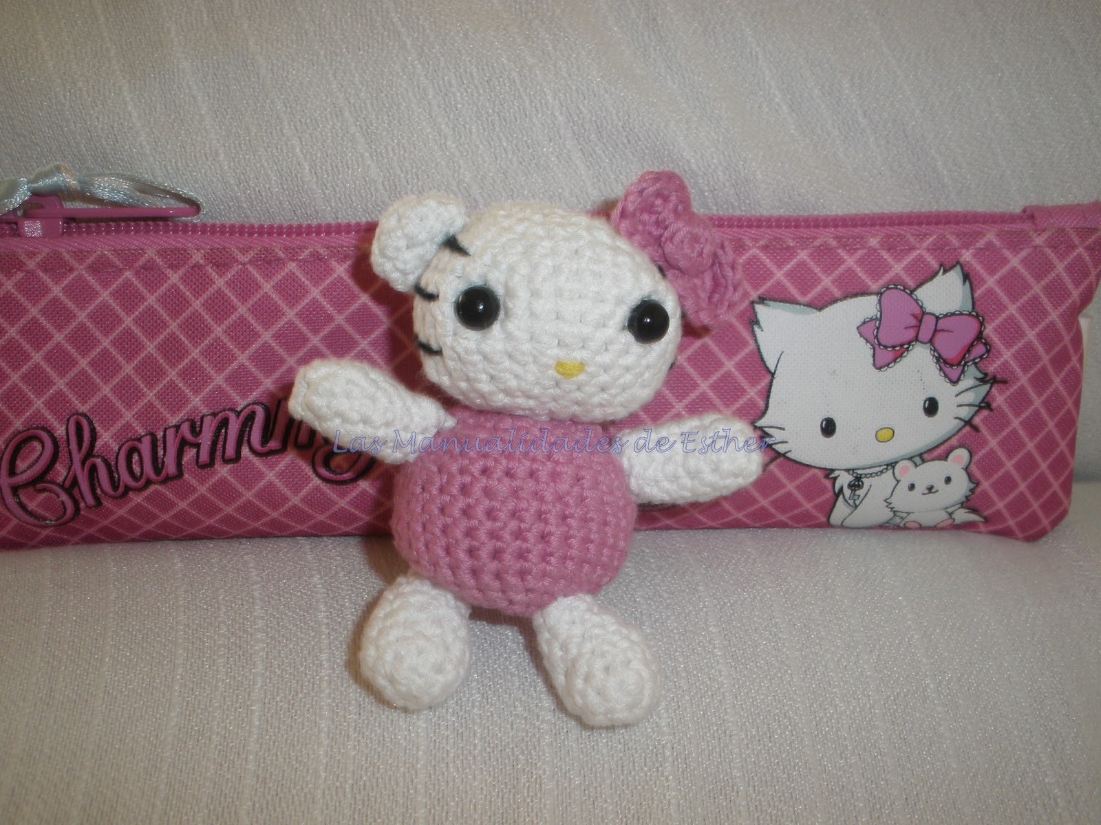 Las manualidades de Esther: Mini Hello Kitty