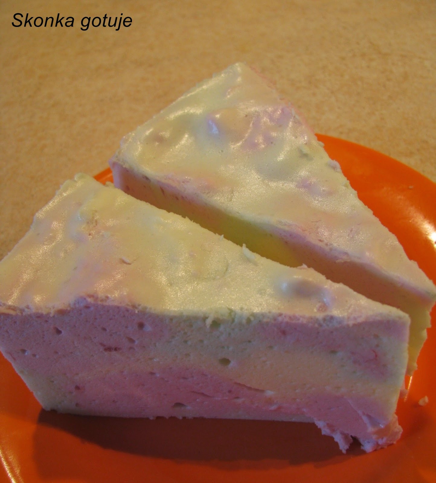 Skonka gotuje: Delikatna kolorowa pianka z galaretki i skondensowanego ...