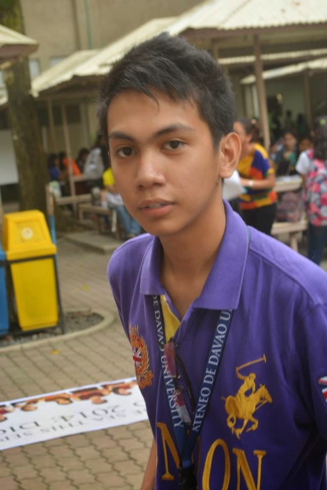 New Yorker in Tondo : Gallery