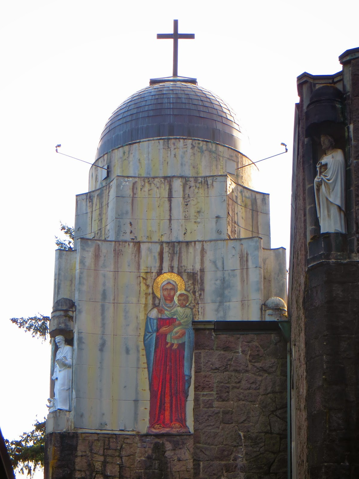 Journalist By Nature: Rocky Butte: Famously Overlooked Portland Landmark