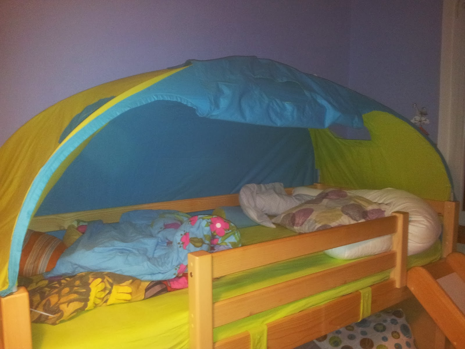 ToHLeTo: Stan na postel