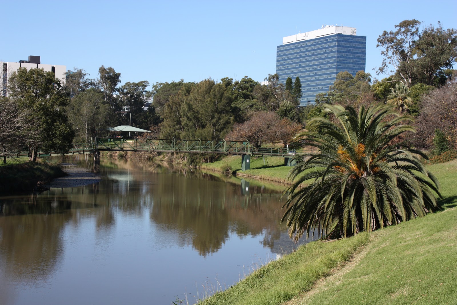 Sydney - City and Suburbs: Parramatta, Noller Bridge