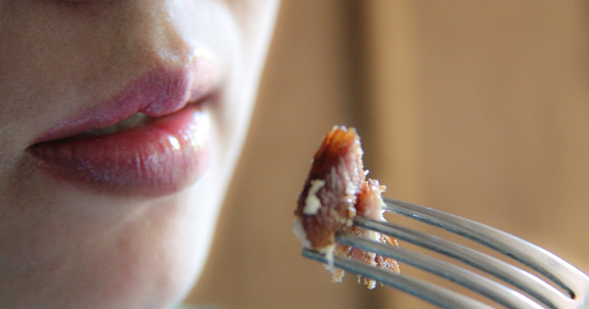 ¿Por qué es importante masticar bien los alimentos?