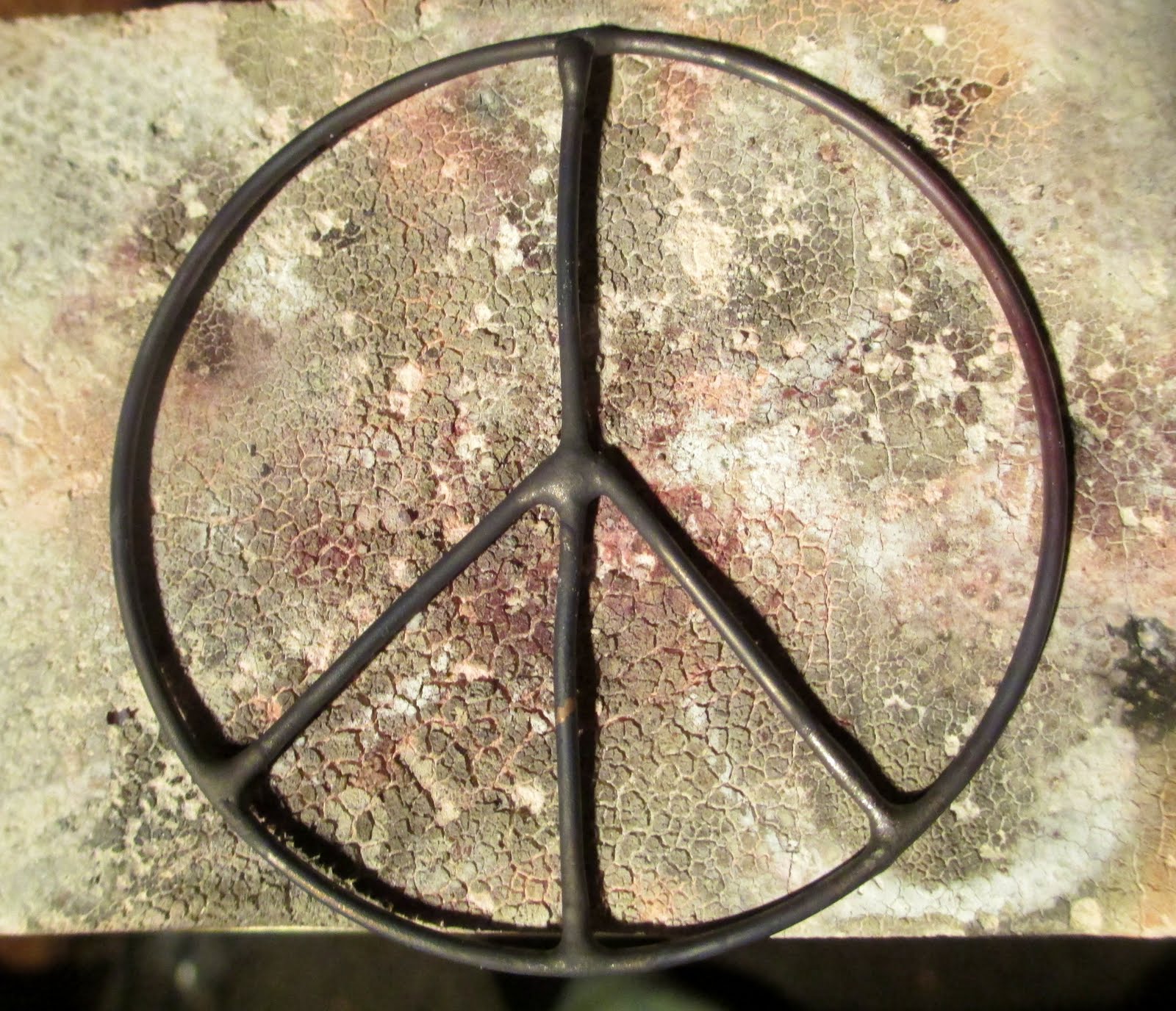 UP Beads: Copper Wire Peace Sign Tutorial by UP Beads