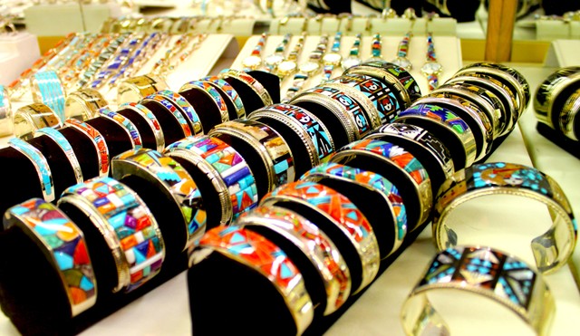 Italian Charms & Bracelets: The Unique World of Kiln Enamel Jewelry Designs