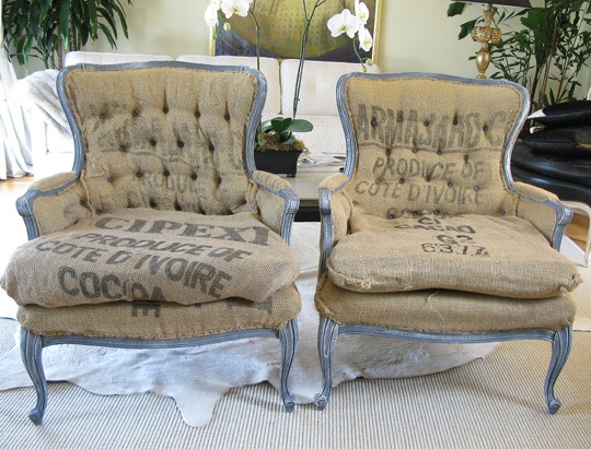 Eye For Design: From The Barn To The Manor.....Decorating With Burlap